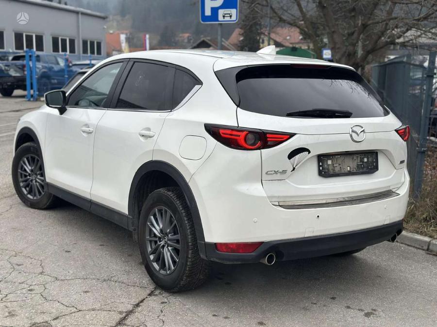 Balts Mazda CX-5 2017 Marijampole, ar dzinēja tilpumu 2.19 L un nobraukumu 225 tūkst. km par 9250 €, foto 2 vietnē AUTOMOTO.COM.LV