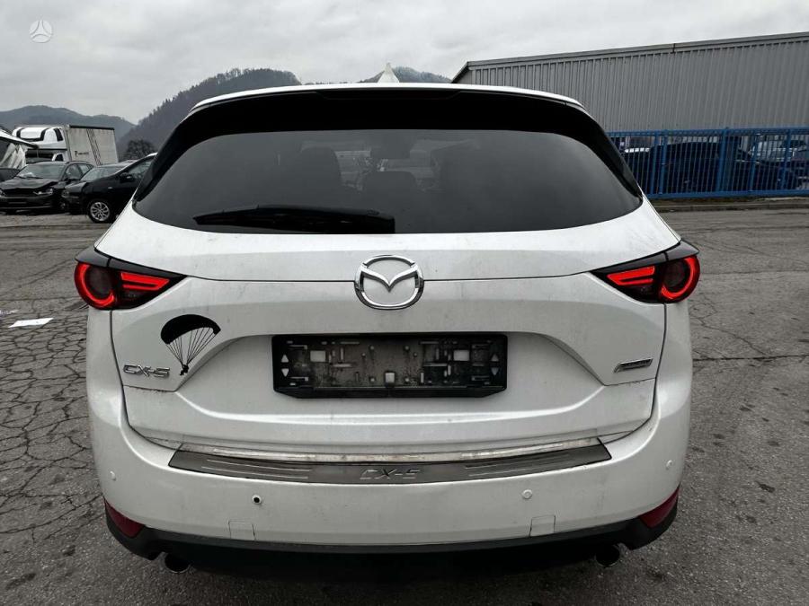 Balts Mazda CX-5 2017 Marijampole, ar dzinēja tilpumu 2.19 L un nobraukumu 225 tūkst. km par 9250 €, foto 7 vietnē AUTOMOTO.COM.LV