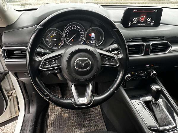 White Mazda CX-5 2017 in Marijampole, with an engine capacity of 2.19 L and mileage of 225 thousand km for 9250 €, photo 9 on AUTOMOTO.COM.LV