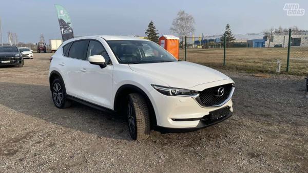 White Mazda CX-5 2017 in Marijampole, with an engine capacity of 2.20 L and mileage of 231 thousand km for 13850 €, photo 4 on AUTOMOTO.COM.LV