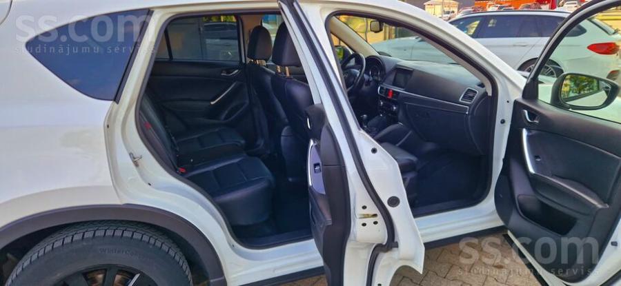 Balts Mazda CX-5 2017 Dobele, ar dzinēja tilpumu 2.20 L un nobraukumu 230 tūkst. km par 9700 €, foto 9 vietnē AUTOMOTO.COM.LV