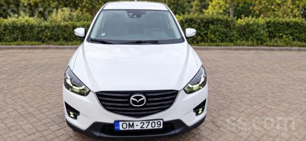 White Mazda CX-5 2017 in Dobele, with an engine capacity of 2.20 L and mileage of 239 thousand km for 9400 €, photo 3 on AUTOMOTO.COM.LV