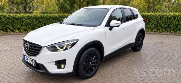White Mazda CX-5 2017 in Dobele, with an engine capacity of 2.20 L and mileage of 239 thousand km for 9400 €, photo 4 on AUTOMOTO.COM.LV