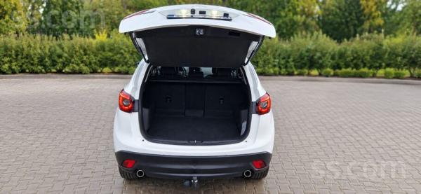 White Mazda CX-5 2017 in Dobele, with an engine capacity of 2.20 L and mileage of 239 thousand km for 9400 €, photo 7 on AUTOMOTO.COM.LV