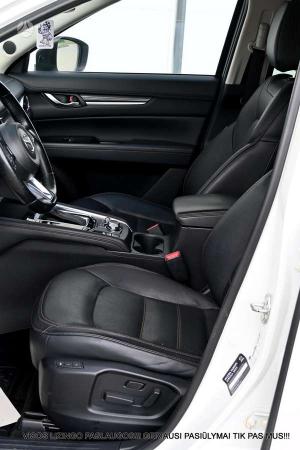 White Mazda CX-5 2017 in Kretinga, with an engine capacity of 2.19 L and mileage of 202 thousand km for 12799 €, photo 21 on AUTOMOTO.COM.LV