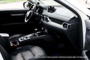 White Mazda CX-5 2017 in Kretinga, with an engine capacity of 2.19 L and mileage of 202 thousand km for 12799 €, photo 30 on AUTOMOTO.COM.LV