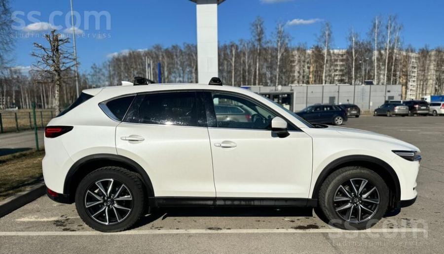 Белый Мазда СХ-5 2018 в Рига, объемом двигателя 2.50 л и пробегом 95 тыс. км за 19500 €, фото 8 на AUTOMOTO.COM.LV