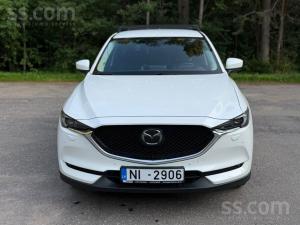 Белый Мазда СХ-5 2018 в Рига, объемом двигателя 2.50 л и пробегом 97 тыс. км за 18900 €, фото  на AUTOMOTO.COM.LV