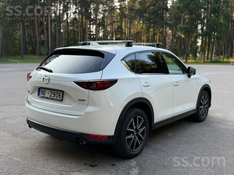 Белый Мазда СХ-5 2018 в Рига, объемом двигателя 2.50 л и пробегом 97 тыс. км за 18900 €, фото 6 на AUTOMOTO.COM.LV