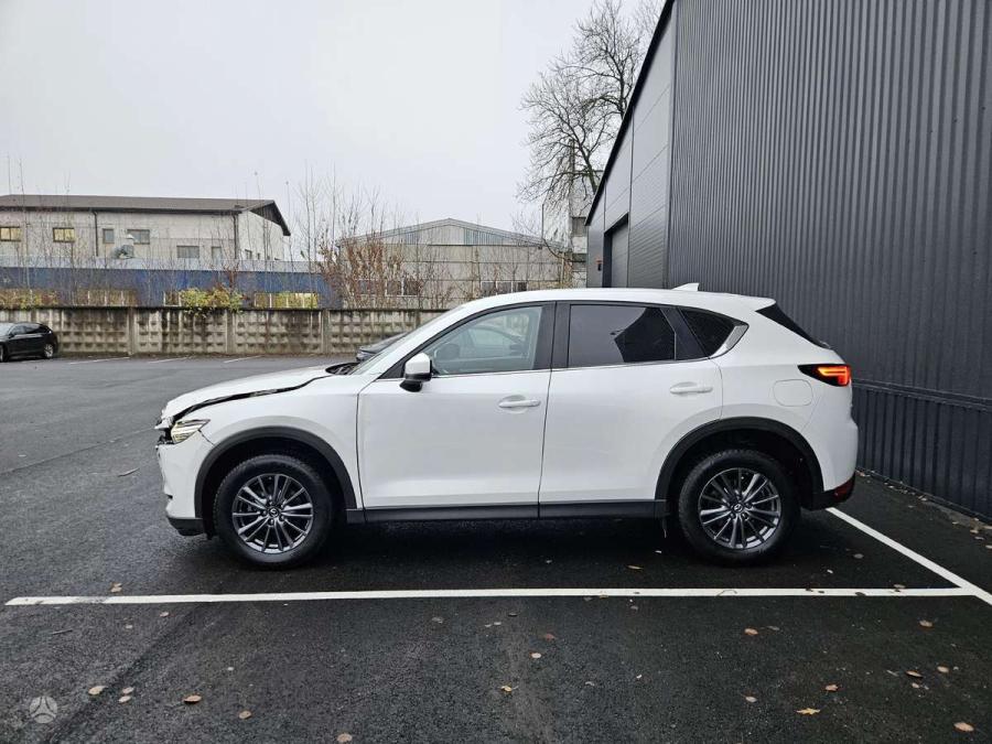 Balts Mazda CX-5 2019 Kauņa, ar dzinēja tilpumu 2.49 L un nobraukumu 125 tūkst. km par 6600 €, foto 4 vietnē AUTOMOTO.COM.LV