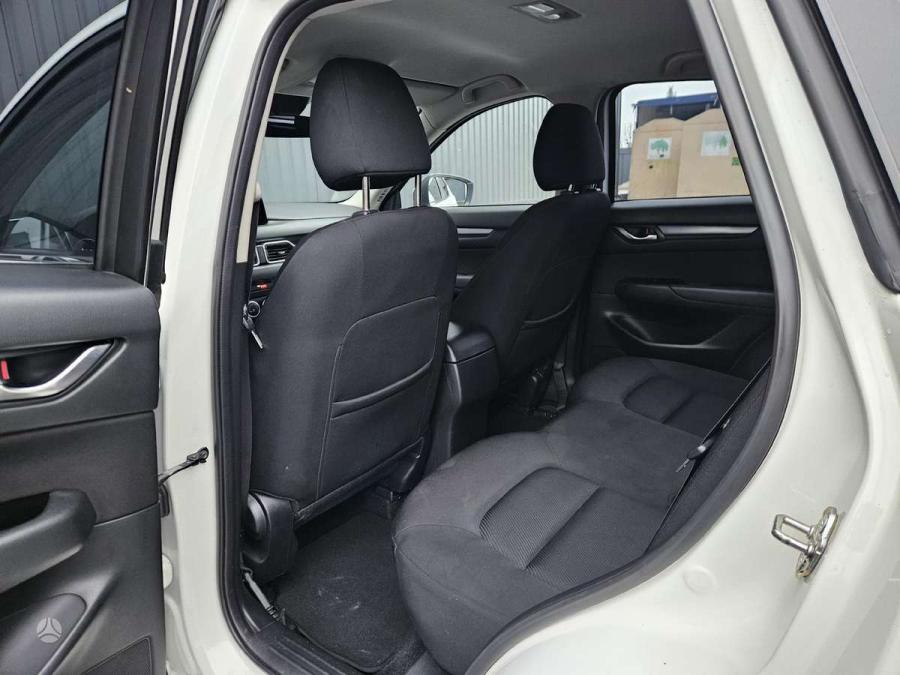 Balts Mazda CX-5 2019 Kauņa, ar dzinēja tilpumu 2.49 L un nobraukumu 125 tūkst. km par 6600 €, foto 21 vietnē AUTOMOTO.COM.LV