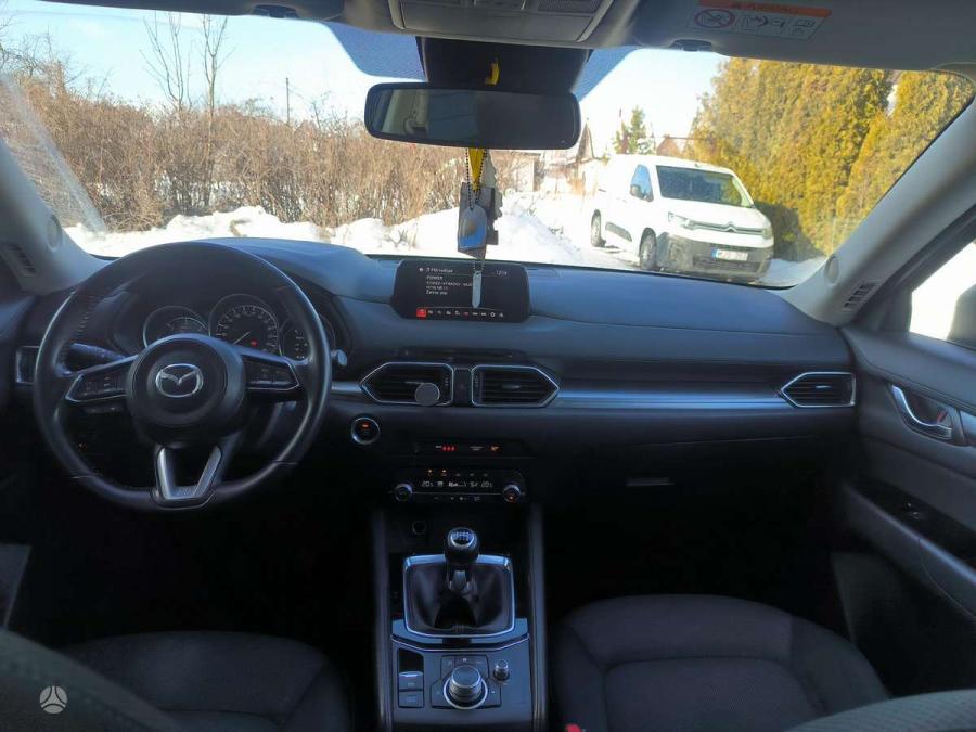 White Mazda CX-5 2019 in Mazeikiai, with an engine capacity of 2.19 L and mileage of 280 thousand km for 10800 €, photo 6 on AUTOMOTO.COM.LV