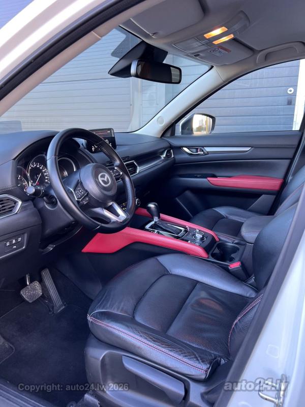 White Mazda CX-5 2019 in Tallinn, with an engine capacity of 2.20 L and mileage of 219 thousand km for 14450 €, photo 11 on AUTOMOTO.COM.LV