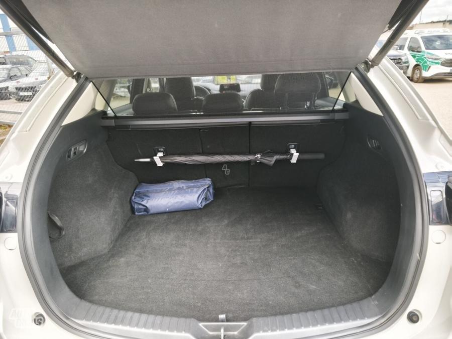 Balts Mazda CX-5 2019 Kauņa, ar dzinēja tilpumu 2.00 L un nobraukumu 112 tūkst. km par 22471 €, foto 14 vietnē AUTOMOTO.COM.LV