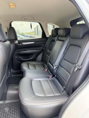 Balts Mazda CX-5 2019 Viļņa, ar dzinēja tilpumu 2.49 L un nobraukumu 172 tūkst. km par 18900 €, foto 17 vietnē AUTOMOTO.COM.LV