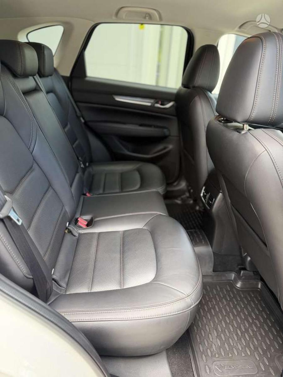 Balts Mazda CX-5 2019 Viļņa, ar dzinēja tilpumu 2.49 L un nobraukumu 172 tūkst. km par 18900 €, foto 18 vietnē AUTOMOTO.COM.LV