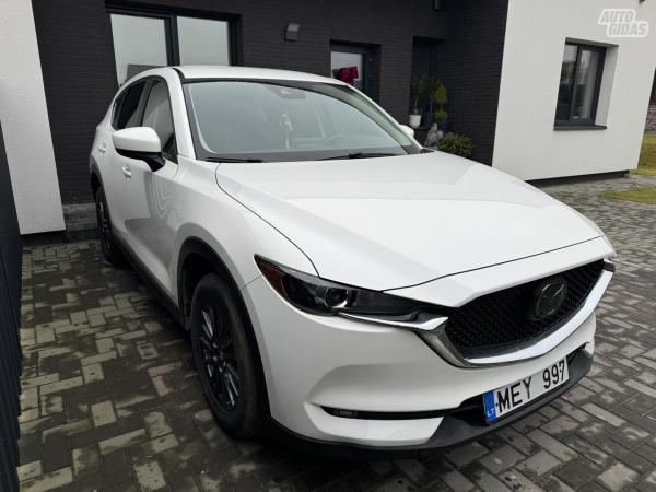 White Mazda CX-5 2020 in Vilnius, with an engine capacity of 2.50 L and mileage of 85 thousand km for 18800 €, photo 3 on AUTOMOTO.COM.LV