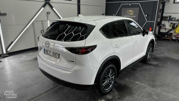 White Mazda CX-5 2020 in Vilnius, with an engine capacity of 2.50 L and mileage of 85 thousand km for 18800 €, photo 5 on AUTOMOTO.COM.LV