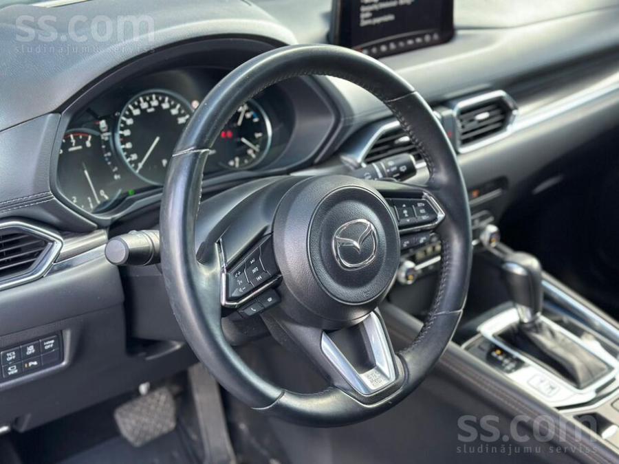 White Mazda CX-5 2020 in Riga, with an engine capacity of 2.00 L and mileage of 127 thousand km for 21450 €, photo 12 on AUTOMOTO.COM.LV