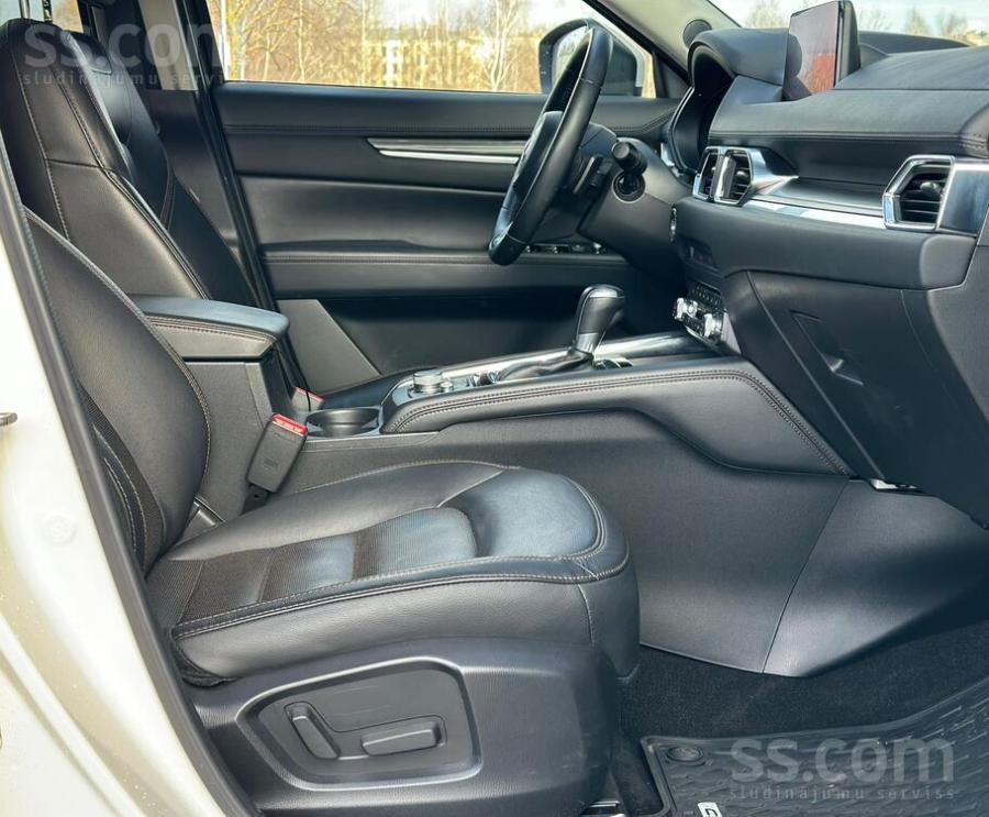 White Mazda CX-5 2020 in Riga, with an engine capacity of 2.00 L and mileage of 127 thousand km for 21450 €, photo 18 on AUTOMOTO.COM.LV