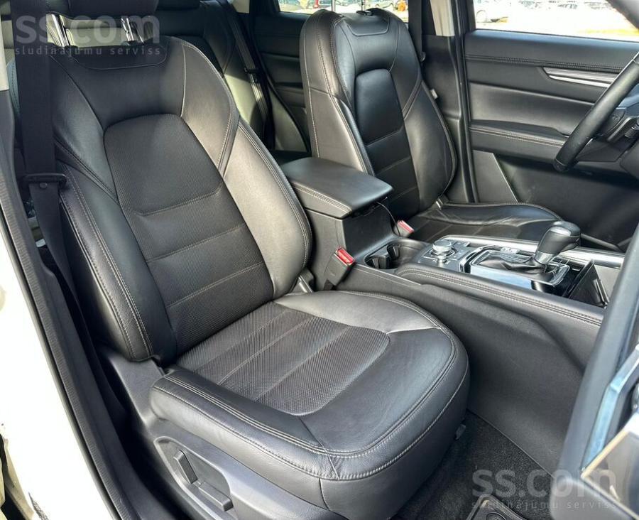 White Mazda CX-5 2020 in Riga, with an engine capacity of 2.00 L and mileage of 127 thousand km for 21450 €, photo 19 on AUTOMOTO.COM.LV