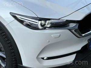 White Mazda CX-5 2020 in Riga, with an engine capacity of 2.00 L and mileage of 127 thousand km for 21450 €, photo 26 on AUTOMOTO.COM.LV