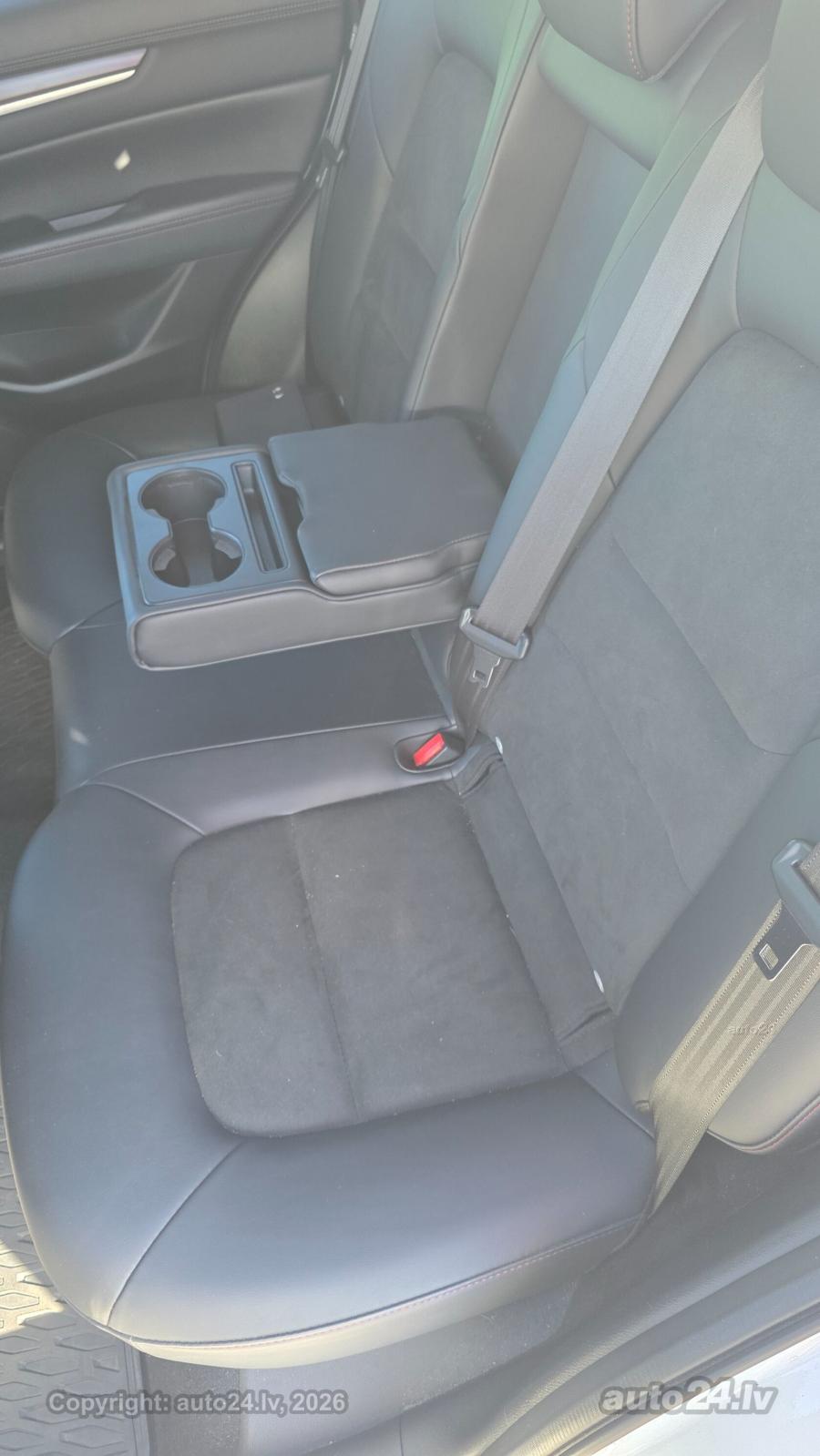 White Mazda CX-5 2021 in Tallinn, with an engine capacity of 2.50 L and mileage of 68 thousand km for 28500 €, photo 10 on AUTOMOTO.COM.LV