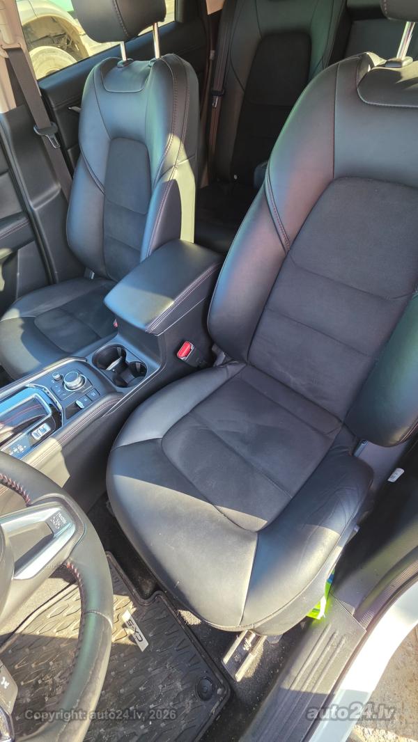 White Mazda CX-5 2021 in Tallinn, with an engine capacity of 2.50 L and mileage of 68 thousand km for 28500 €, photo 9 on AUTOMOTO.COM.LV