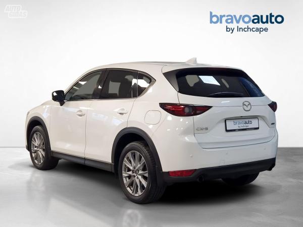 Mazda CX-5 2021 in Vilnius on AUTOMOTO.COM.LV White Mazda CX-5 2021 in Vilnius, with an engine capacity of 2.00 L and mileage of 158 thousand km for 21000 €, photo 4 on AUTOMOTO.COM.LV