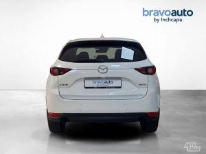 White Mazda CX-5 2021 in Vilnius, with an engine capacity of 2.00 L and mileage of 158 thousand km for 21000 €, photo 5 on AUTOMOTO.COM.LV