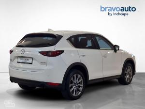 White Mazda CX-5 2021 in Vilnius, with an engine capacity of 2.00 L and mileage of 158 thousand km for 21000 €, photo 6 on AUTOMOTO.COM.LV