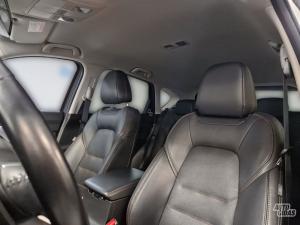 White Mazda CX-5 2021 in Vilnius, with an engine capacity of 2.00 L and mileage of 158 thousand km for 21000 €, photo 12 on AUTOMOTO.COM.LV