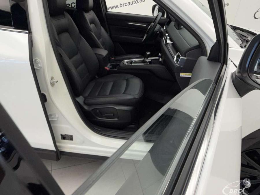 White Mazda CX-5 2022 in Vilnius, with an engine capacity of 2.00 L and mileage of 42 thousand km for 25900 €, photo 12 on AUTOMOTO.COM.LV