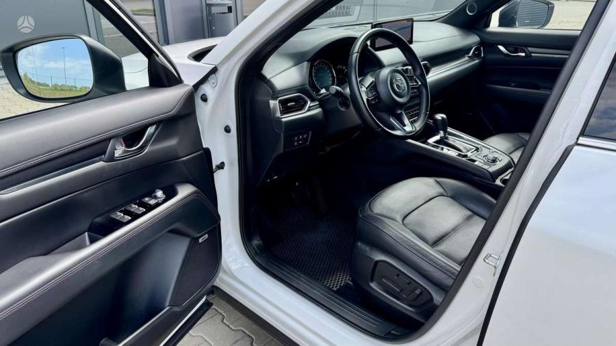 Balts Mazda CX-5 2022 Viļņa, ar dzinēja tilpumu 2.00 L un nobraukumu 42 tūkst. km par 25990 €, foto 14 vietnē AUTOMOTO.COM.LV