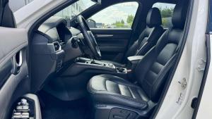 Balts Mazda CX-5 2022 Viļņa, ar dzinēja tilpumu 2.00 L un nobraukumu 42 tūkst. km par 25990 €, foto 19 vietnē AUTOMOTO.COM.LV