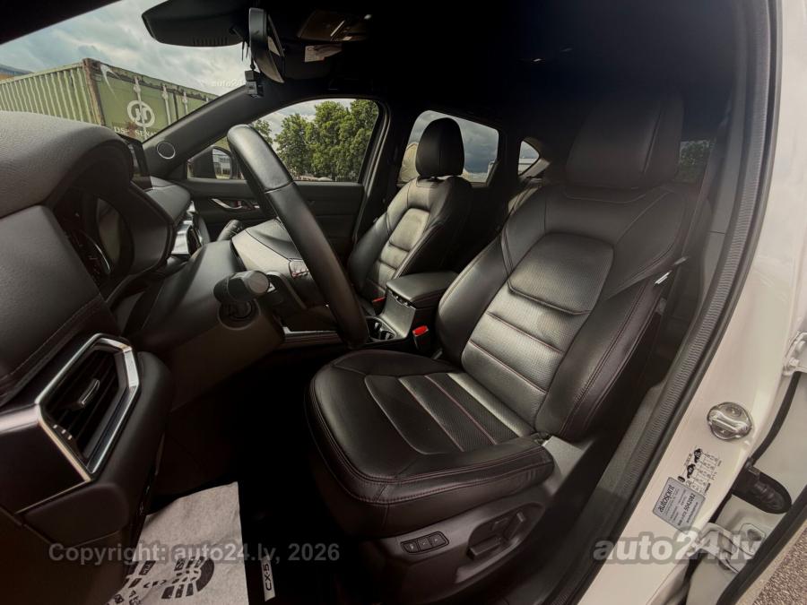 Balts Mazda CX-5 2024 Tallina, ar dzinēja tilpumu 2.50 L un nobraukumu 61 tūkst. km par 31450 €, foto 14 vietnē AUTOMOTO.COM.LV