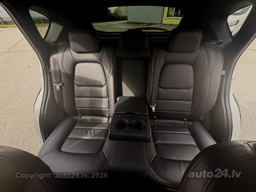 Balts Mazda CX-5 2024 Tallina, ar dzinēja tilpumu 2.50 L un nobraukumu 61 tūkst. km par 31450 €, foto 15 vietnē AUTOMOTO.COM.LV