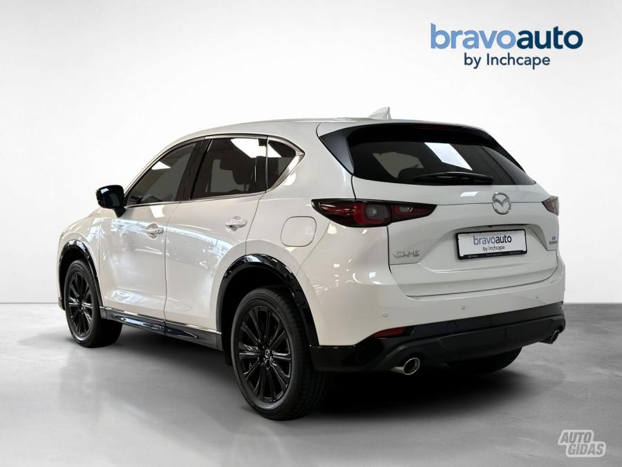 White Mazda CX-5 2024 in Vilnius, with an engine capacity of 2.00 L and mileage of 46 thousand km for 29000 €, photo 4 on AUTOMOTO.COM.LV