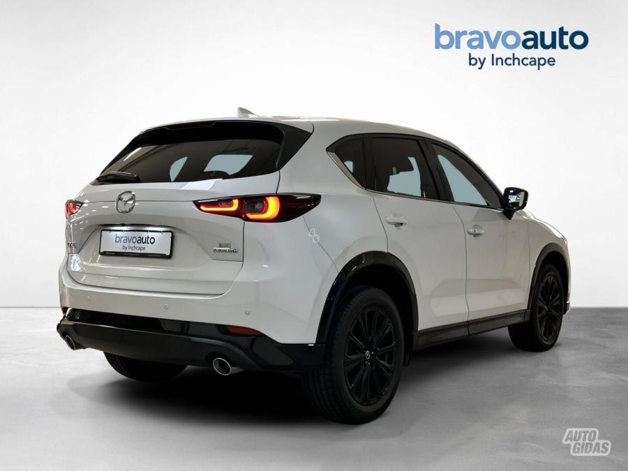 White Mazda CX-5 2024 in Vilnius, with an engine capacity of 2.00 L and mileage of 46 thousand km for 29000 €, photo 6 on AUTOMOTO.COM.LV