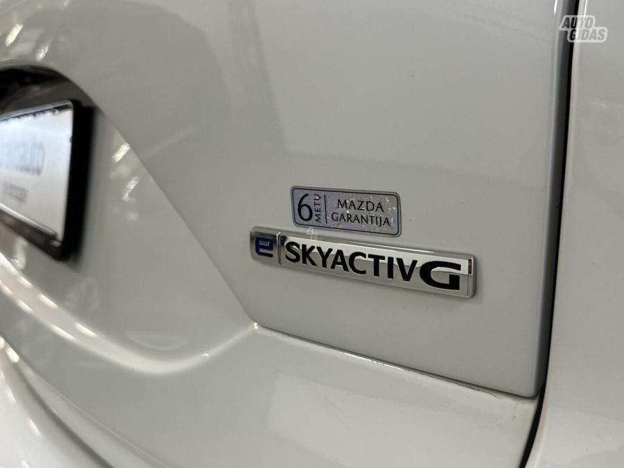 White Mazda CX-5 2024 in Vilnius, with an engine capacity of 2.00 L and mileage of 46 thousand km for 29000 €, photo 10 on AUTOMOTO.COM.LV