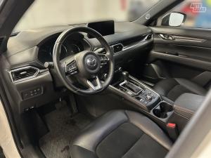 White Mazda CX-5 2024 in Vilnius, with an engine capacity of 2.00 L and mileage of 46 thousand km for 29000 €, photo 13 on AUTOMOTO.COM.LV