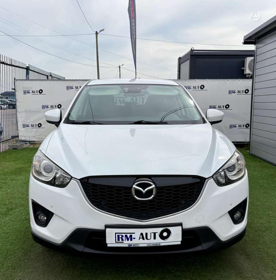 Balts Mazda CX-5 2013 Panevēža, ar dzinēja tilpumu 2.19 L un nobraukumu 297 tūkst. km par 5700 €, foto 3 vietnē AUTOMOTO.COM.LV