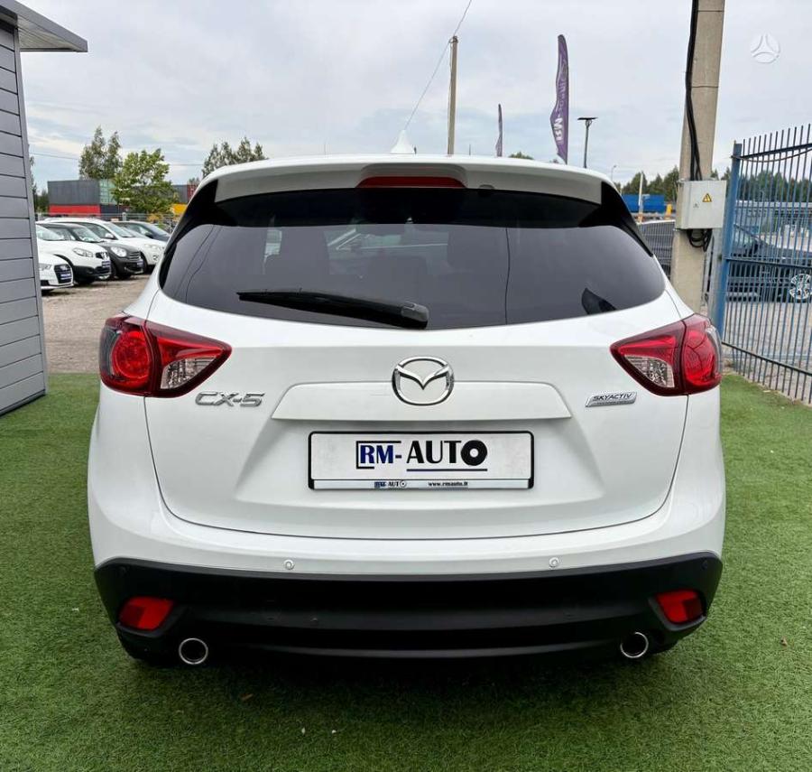Balts Mazda CX-5 2013 Panevēža, ar dzinēja tilpumu 2.19 L un nobraukumu 297 tūkst. km par 5700 €, foto 7 vietnē AUTOMOTO.COM.LV