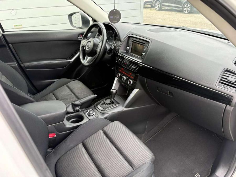 Balts Mazda CX-5 2013 Panevēža, ar dzinēja tilpumu 2.19 L un nobraukumu 297 tūkst. km par 5700 €, foto 12 vietnē AUTOMOTO.COM.LV