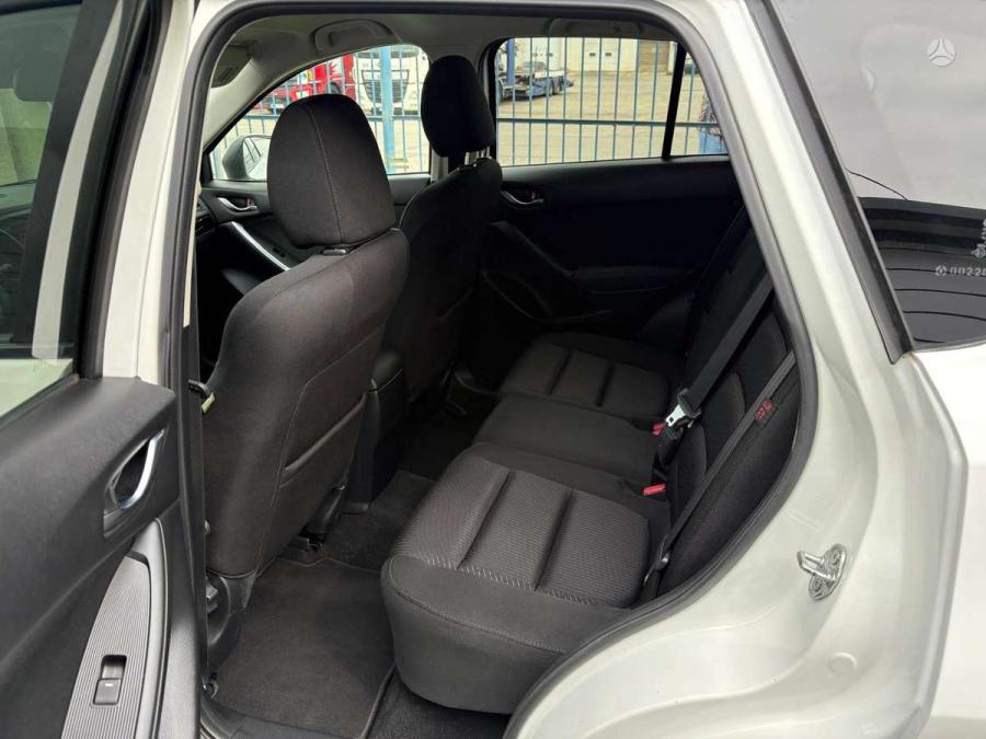 Balts Mazda CX-5 2013 Panevēža, ar dzinēja tilpumu 2.19 L un nobraukumu 297 tūkst. km par 5700 €, foto 13 vietnē AUTOMOTO.COM.LV