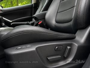 Белый Мазда СХ-5 2014 в Таллин, объемом двигателя 2.20 л и пробегом 200 тыс. км за 7200 €, фото 12 на AUTOMOTO.COM.LV