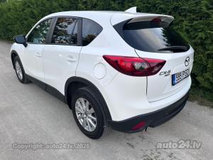 White Mazda CX-5 2015 in Tallinn, with an engine capacity of 2.20 L and mileage of 155 thousand km for 11900 €, photo 4 on AUTOMOTO.COM.LV