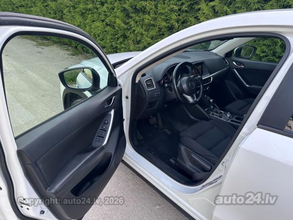 White Mazda CX-5 2015 in Tallinn, with an engine capacity of 2.20 L and mileage of 155 thousand km for 11900 €, photo 8 on AUTOMOTO.COM.LV