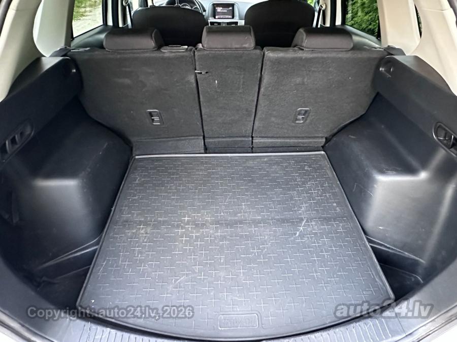 White Mazda CX-5 2015 in Tallinn, with an engine capacity of 2.20 L and mileage of 155 thousand km for 11900 €, photo 13 on AUTOMOTO.COM.LV