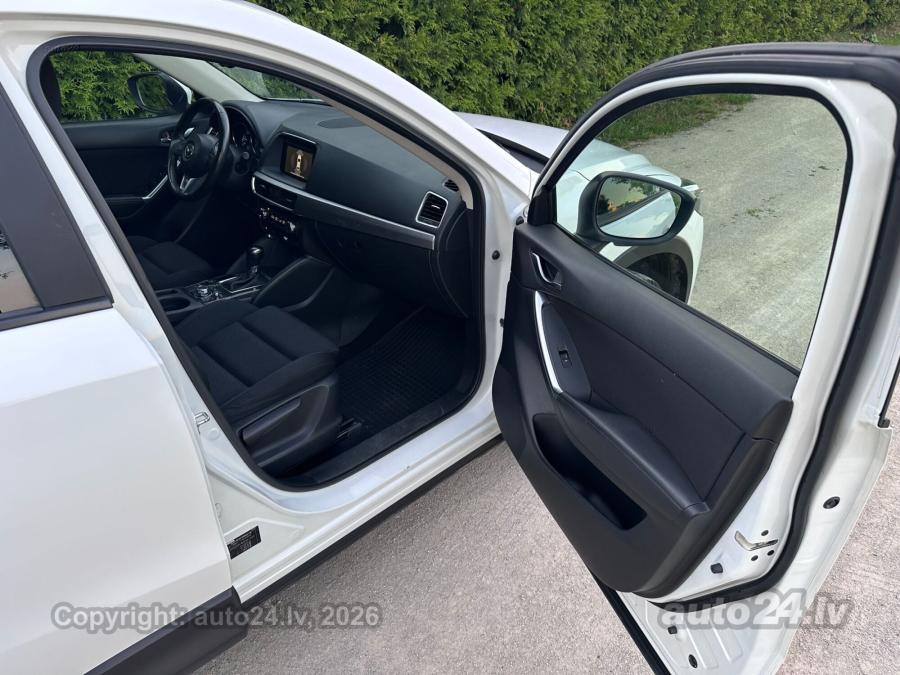 White Mazda CX-5 2015 in Tallinn, with an engine capacity of 2.20 L and mileage of 155 thousand km for 11900 €, photo 18 on AUTOMOTO.COM.LV